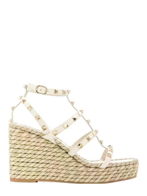 Valentino Garavani Rockstud Calfskin Wedge Sandal With Straps 95 Mm - Neutrals