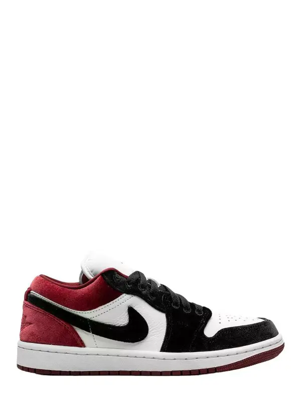 JORDAN 1 Low Se Velvet Black Toe Sneakers - Red