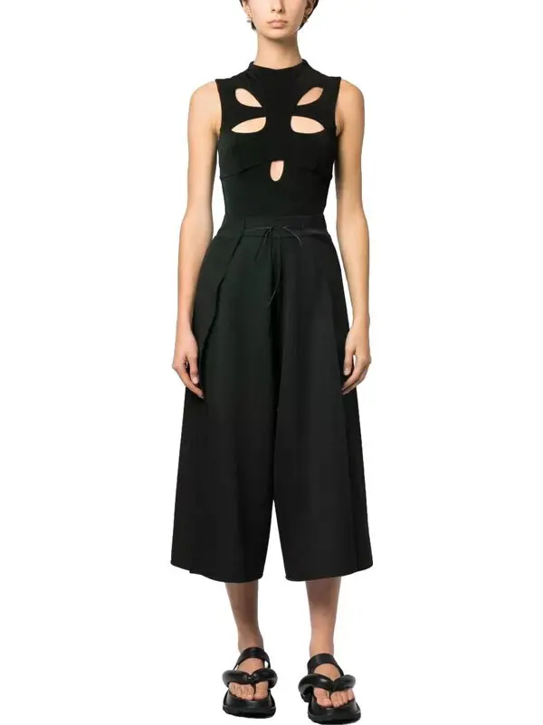 Alchemy Fashions Pleat Detailing Wide Leg Cropped Trousers - Black