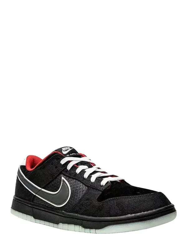Nike X Lpl League Of Legends Dunk Low Retro Sneakers - Black