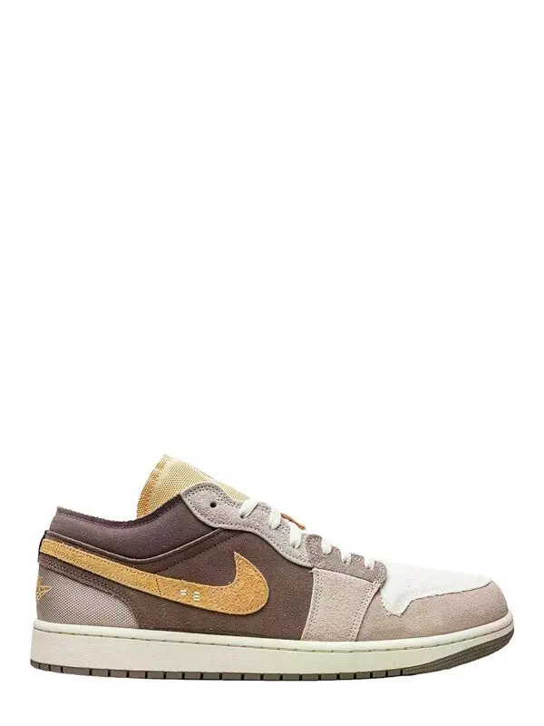 JORDAN 1 Low Se Craft Taupe Haze Sneakers - Neutrals