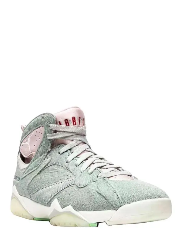 JORDAN Air 7 Retro Hare 2.0 Sneakers - Grey
