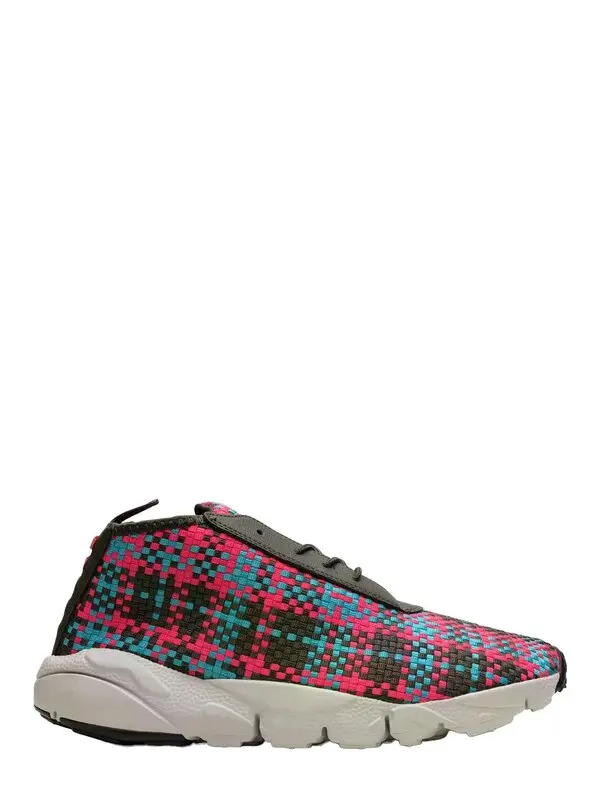 Nike Footscape Desert Chukka Sneakers - Black