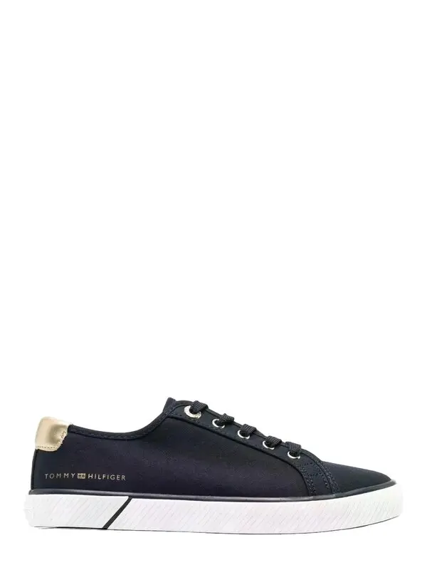 Tommy Hilfiger Low-top Canvas Lace-up Sneakers With Contrast Heel Counter - Blue