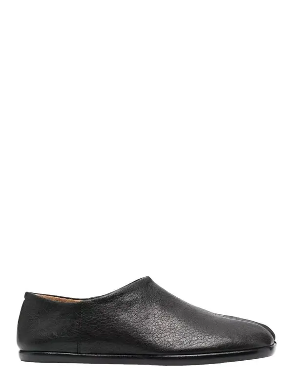 MAISON MARGIELA Tabi Slip-on Loafers - Black