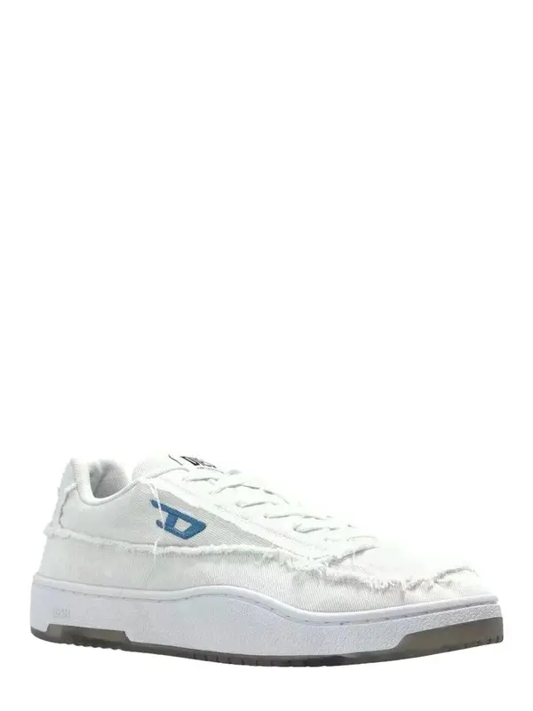 DIESEL® Tracker Frayed Detail Sneakers - White