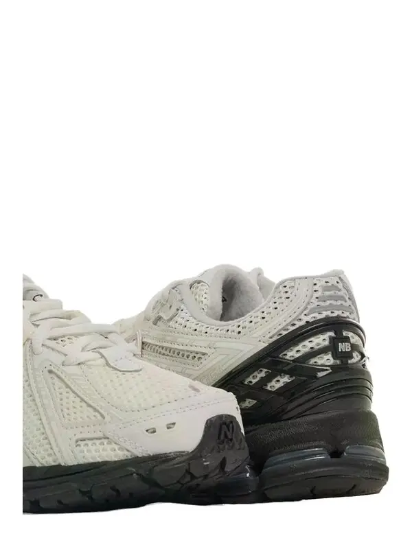 NEW BALANCE Comme Des Garçons Homme X 1906r Sneakers - Grey