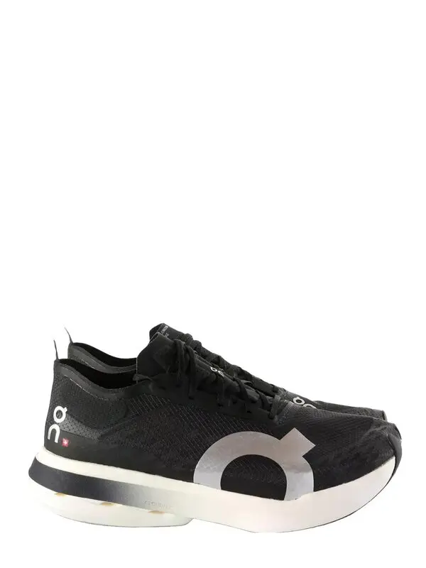 On Low-top Lace-up Sneakers - Black