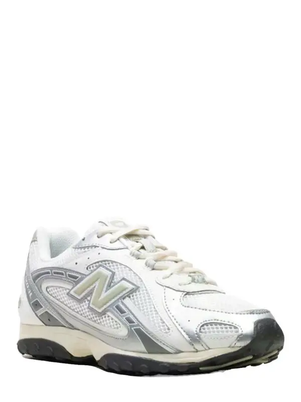 NEW BALANCE 204l Sneakers - Silver