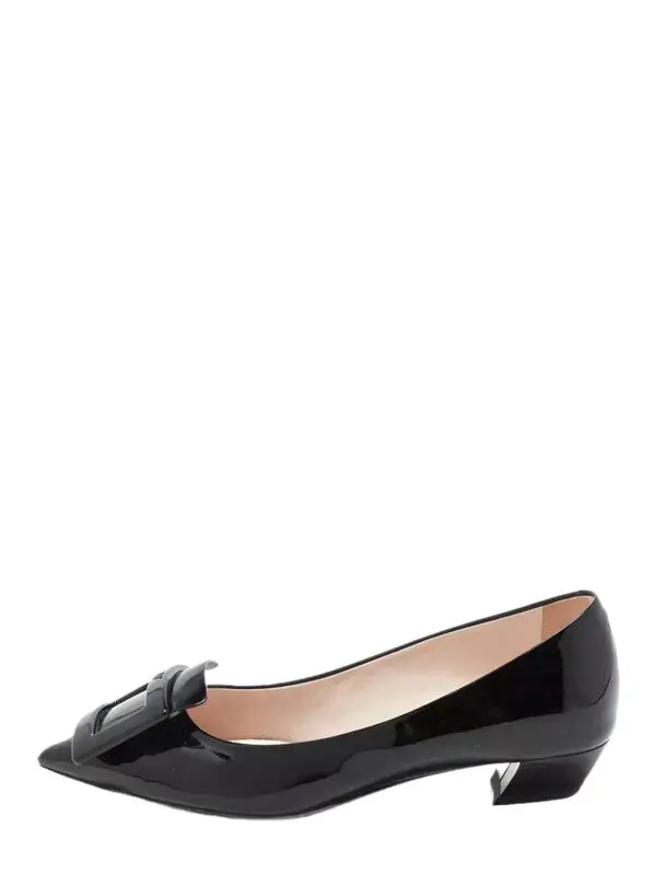 ROGER VIVIER Gommettine Patent Leather Pumps - Black