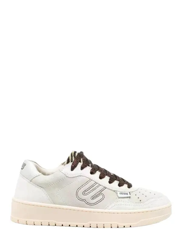 EVENU Logo-patch Panelled Sneakers - Neutrals