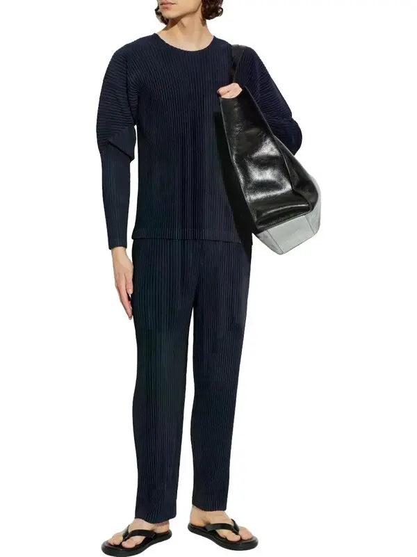 Issey Miyake Long-sleeved Pleated T-shirt - Blue