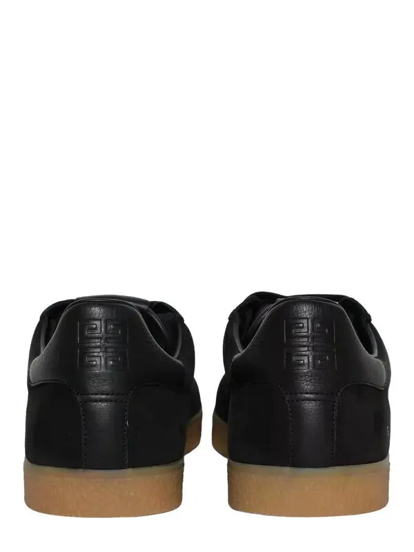 Givenchy Town Lace-up Sneakers - Black