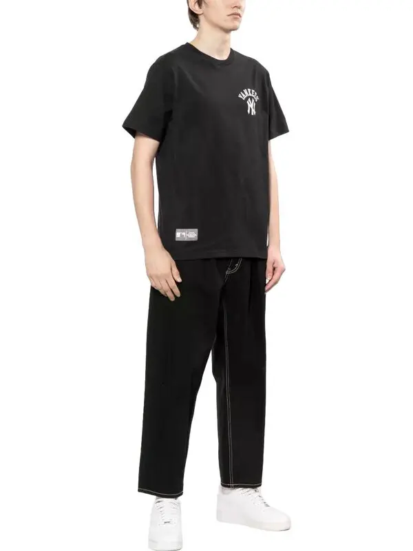 New Era Crew Neck T-shirt - Black