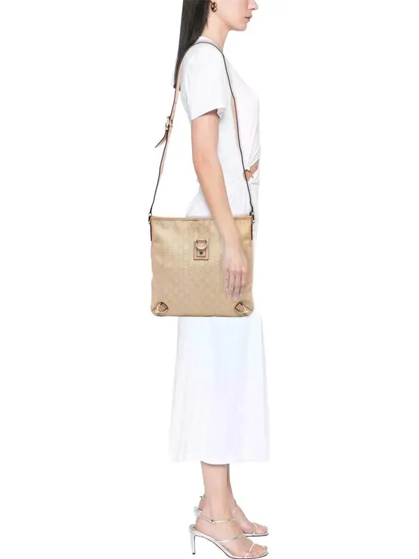 Gucci Abbey D Ring Crossbody Bag - Neutrals