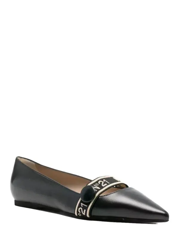N°21 Pointed Strap Flat Pumps - Black