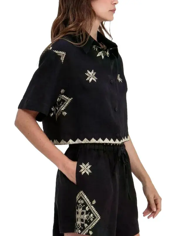 Greek Archaic Kori Embroidered Cropped Shirt - Black