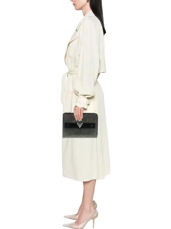 LOUIS VUITTON Epi Essential V Pochette Clutch Bag - Silver