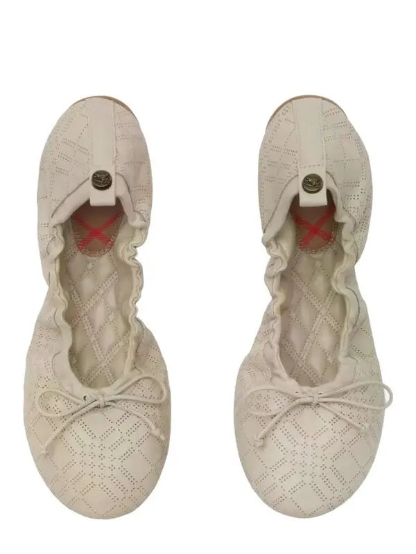Burberry Check Leather Ballerinas - Neutrals