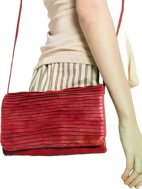 SOMMET Soffietta Rows Pleated Shoulder Bag - Red