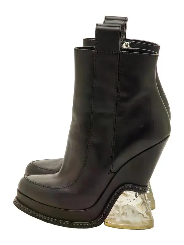 Fendi Leather Ankle Boots With Sculptural Heel - Black