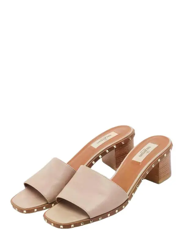 Valentino Garavani Rockstud Mules - Neutrals