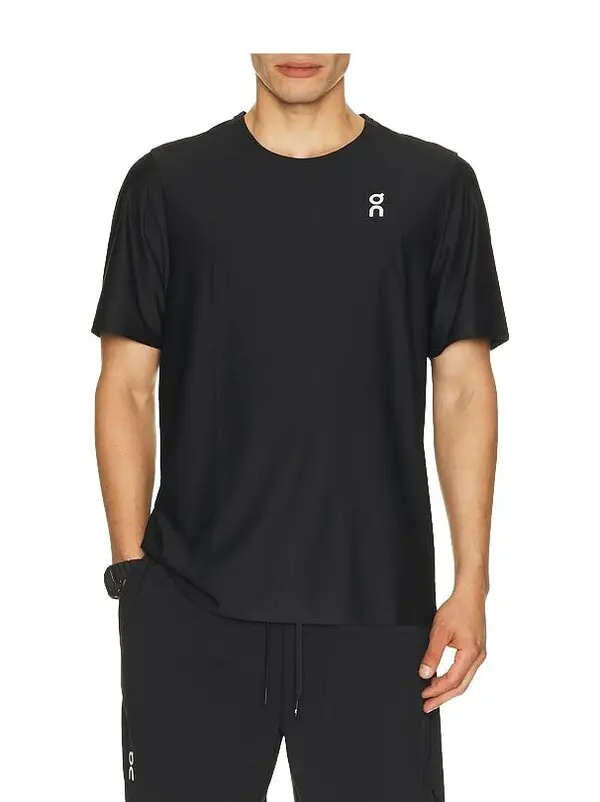 On Court-t T-shirt - Black