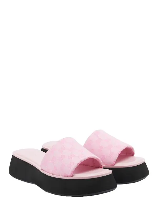 Gucci Gg Canvas Platform Slides - Pink
