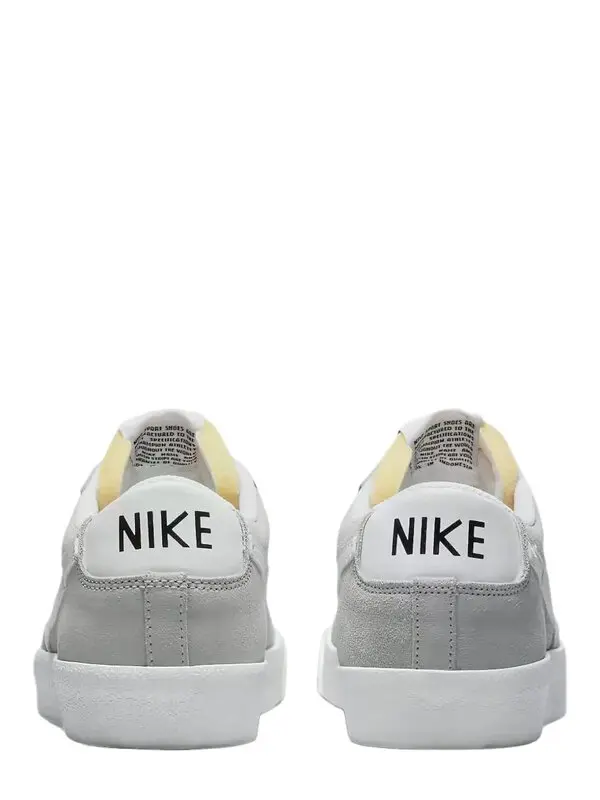 Nike Blazer Low Sneakers - Grey