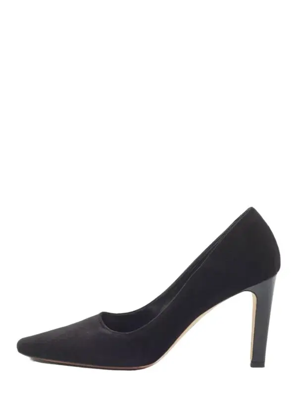 Manolo Blahnik Velvet Stiletto Pumps - Black