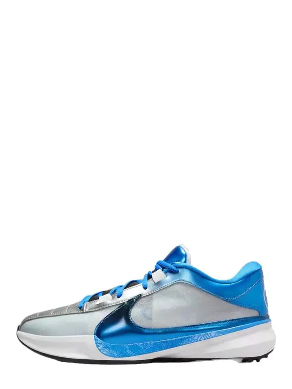 Nike Zoom Freak 5 Sneakers With Metallic Finish - Silver