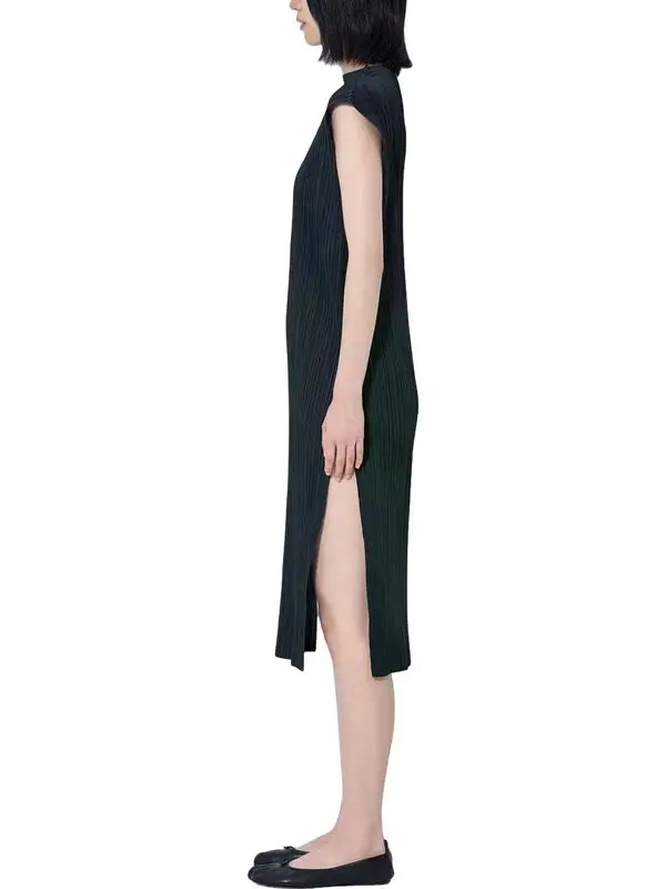 Issey Miyake Pleated Sleeveless Dress - Black