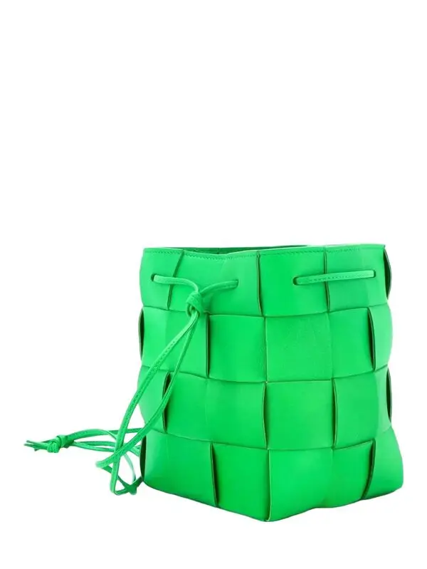 Bottega Veneta Cassette Maxi Intrecciato Leather Small Bucket Bag - Green