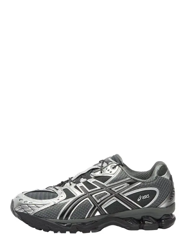 Asics X Unaffected Gel Nimbus 10.1 Sneaker - Silver/black