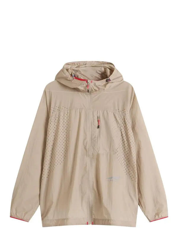 AND WANDER X Altra Ventilation Wind Jacket - Beige