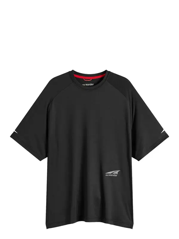 AND WANDER X Altra T-shirt - Black