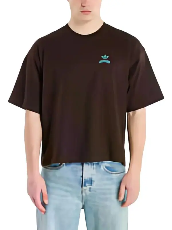 Adidas Pixelated-graphic T-shirt - Brown
