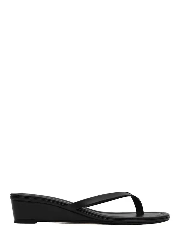 ST. AGNI Thong Wedge - Black