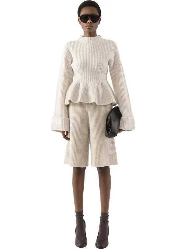 Arakii Knitted Bermuda Shorts - Creme White