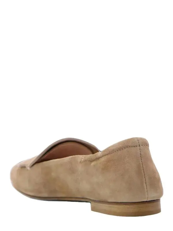 NOTABENE Pointed-toe Loafers - Neutrals