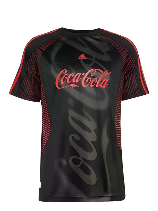 Adidas X Coca-cola Teamgeist 26 Short-sleeve T-shirt - Black