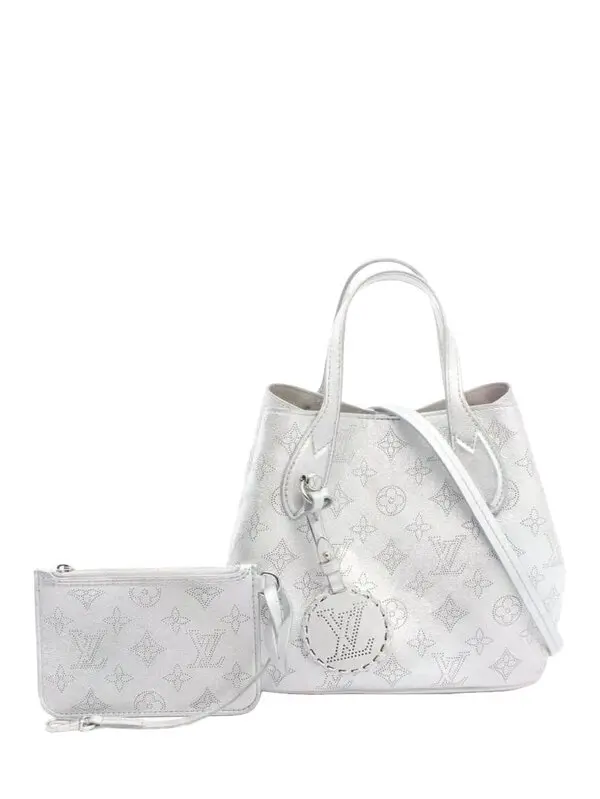 LOUIS VUITTON 2010-2026 Monogram Mahina Blossom Pm Satchel - Silver