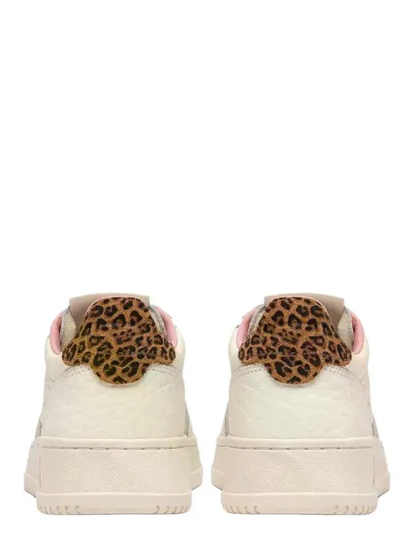 AUTRY Medalist Panelled Sneakers - Neutrals