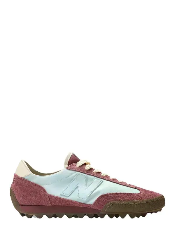 NEW BALANCE X Basketcase Gator Run Sneakers - Red