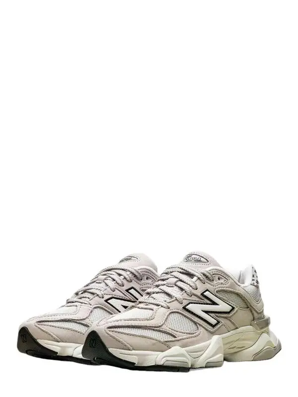 NEW BALANCE 9060 Sneakers - Neutrals