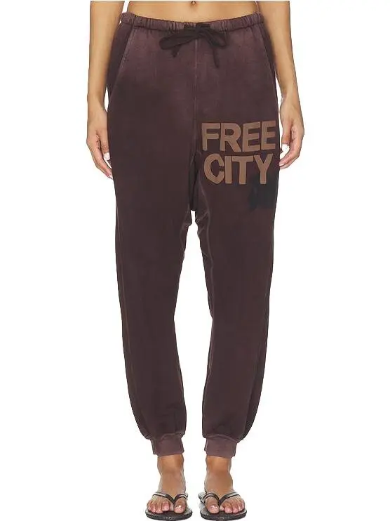 FREECITY Sunfades Pocket Sweatpant - Brown
