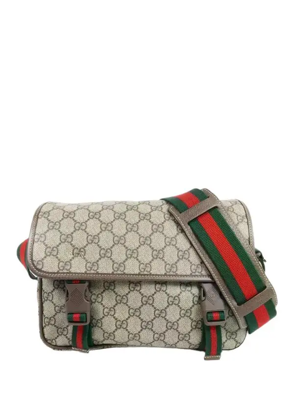 Gucci Gg Supreme Monogram Messenger Bag - Neutrals