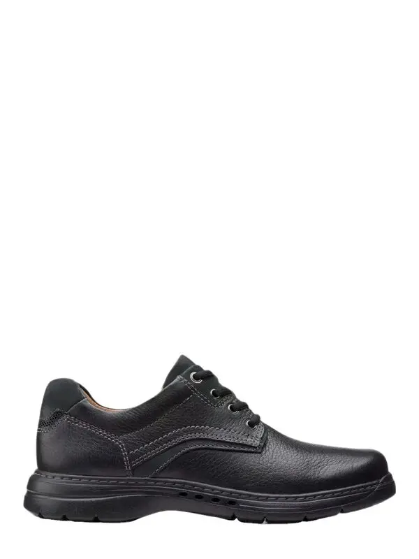 Clarks Un Brawley Pace Grained-leather Shoes - Black