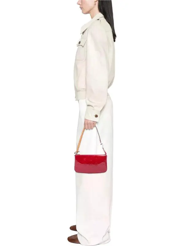 LOUIS VUITTON Monogram Vernis Pochette Accessoires Shoulder Bag - Red