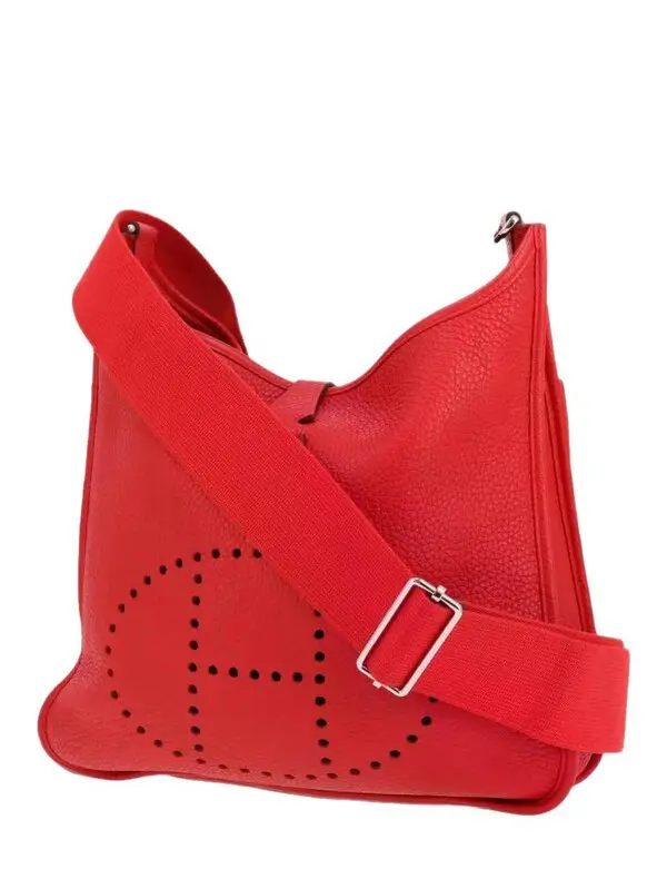 Hermès 2019 Iii Evelyne Shoulder Bag - Red